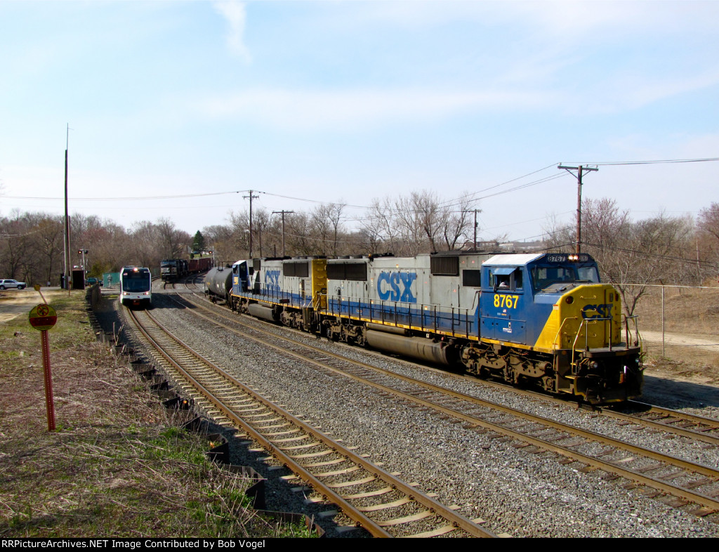 NJT 3511 and CSX 8767
